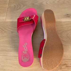 Flogg | Shoes | Flogg Melanie Sandals Pink Leather Platform Cushioned ...
